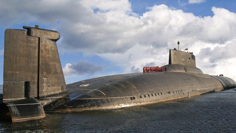 STRATEGIC SHIFT: FROM THE V2 TO THE ORESHNIK IRBM – The Military Analyst